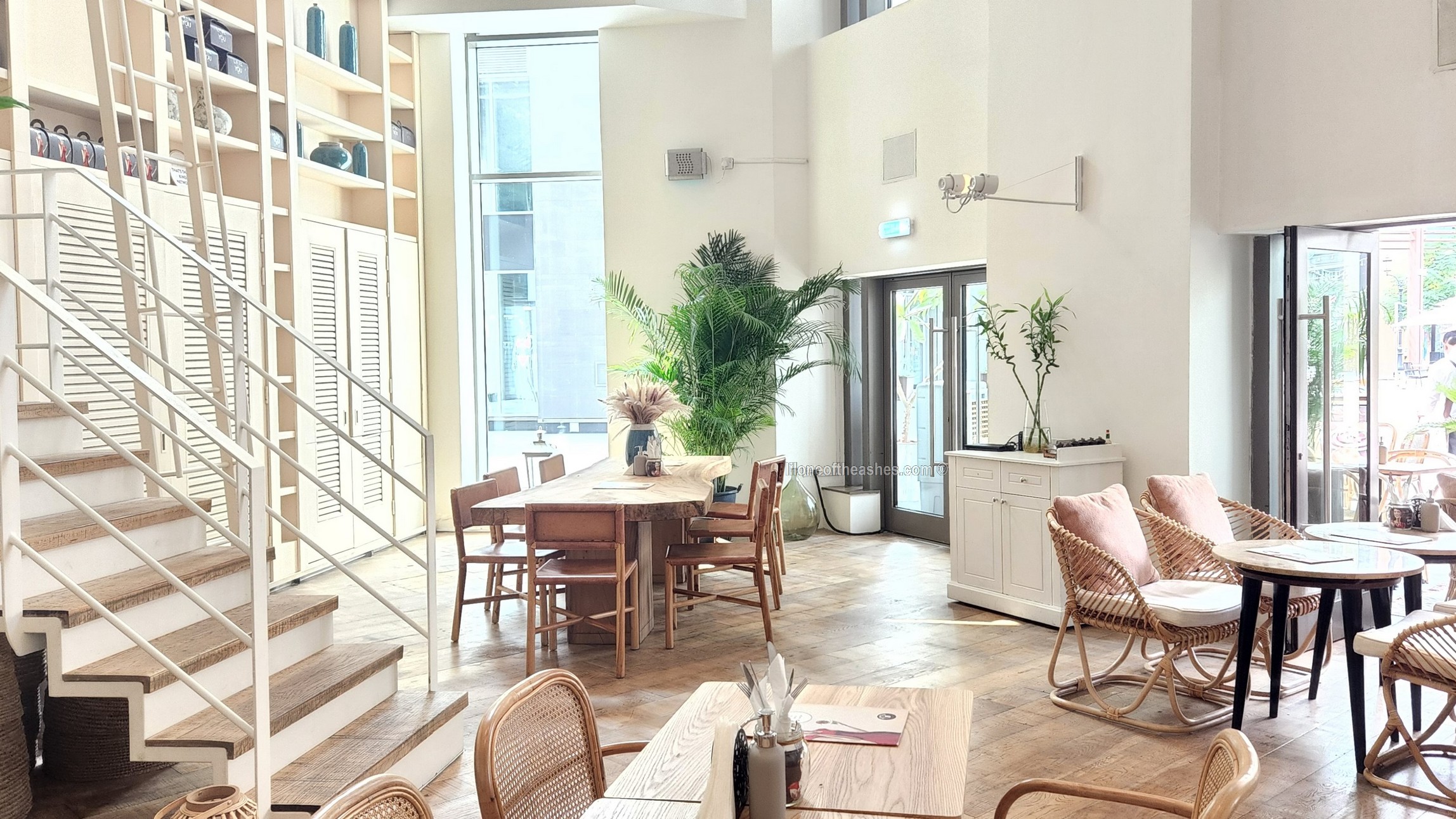 Breakfast @ Mondoux, The Beach JBR Dubai - Dubai Family Leisure Guide