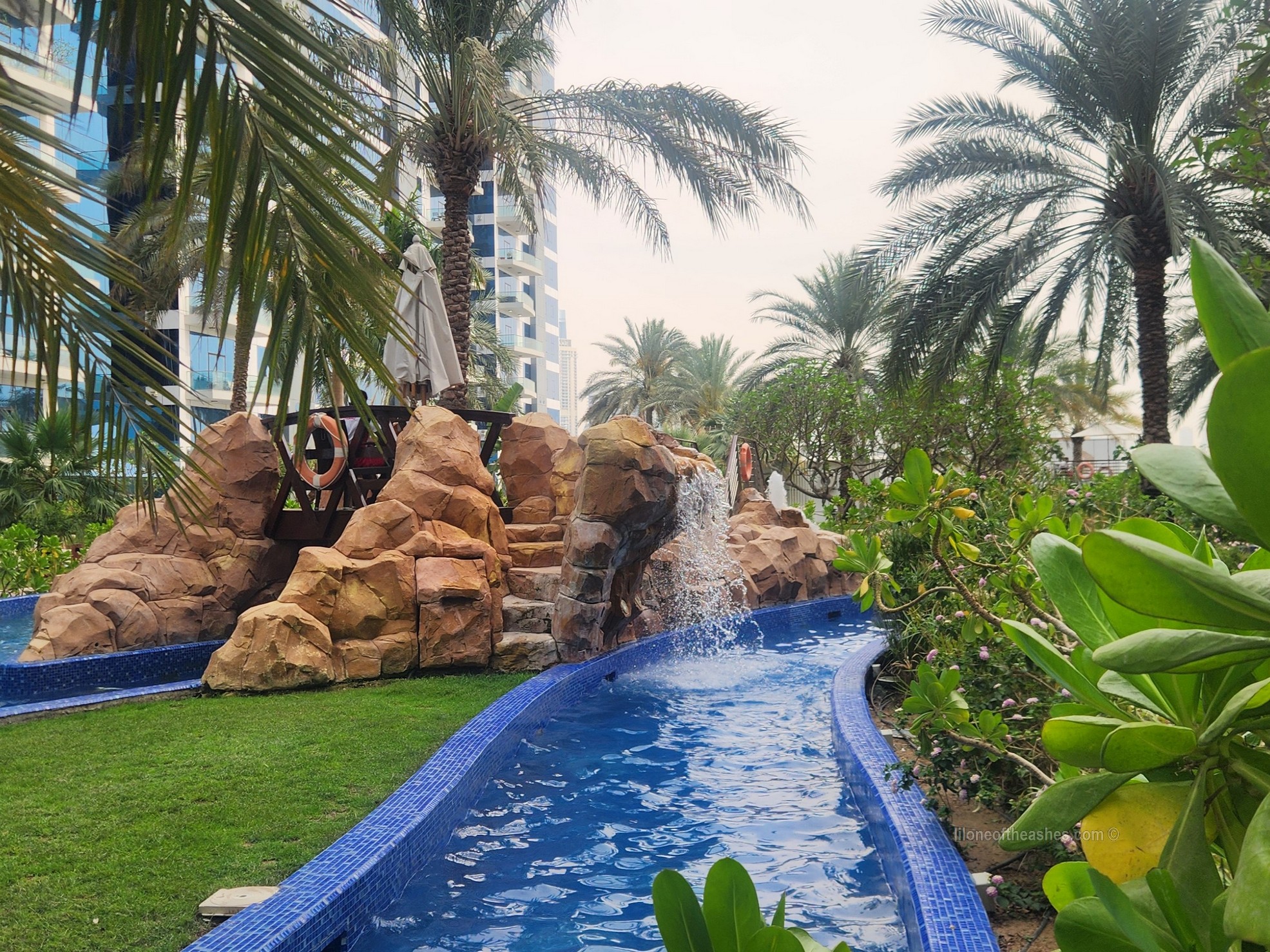 Britpop Brunch @ Dukes the Palm : Pool, Beach & Kids' Club Included ...